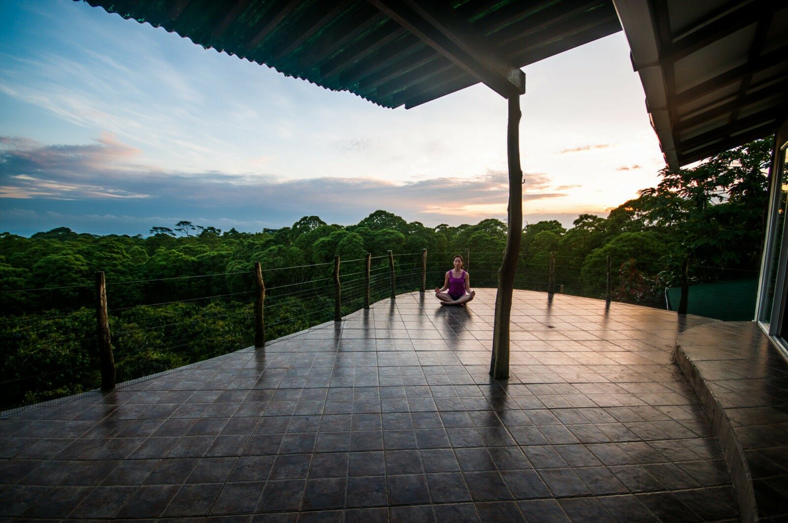 A Complete Guide to Yoga Retreats in Rishikesh - Rishikesh Yogis Yogshala